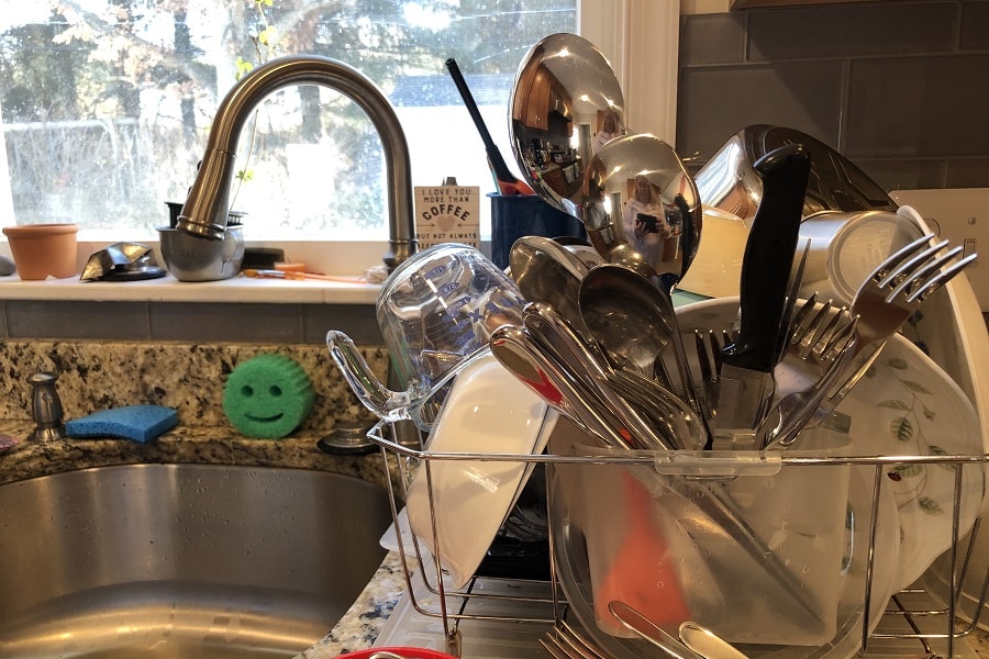 Washing dishes for Lent - Catholic Review