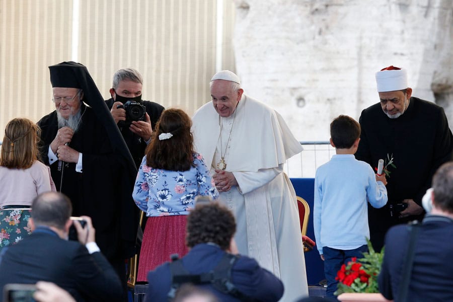 Pope, religious leaders plead for peace, compassion, care for the earth ...