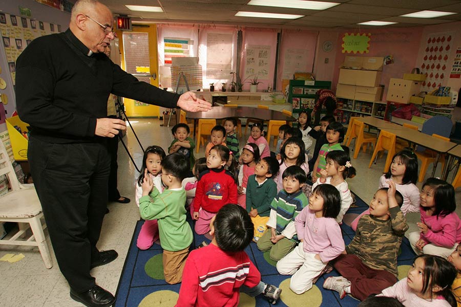 New group offers advice, support for priests with role in Catholic ...