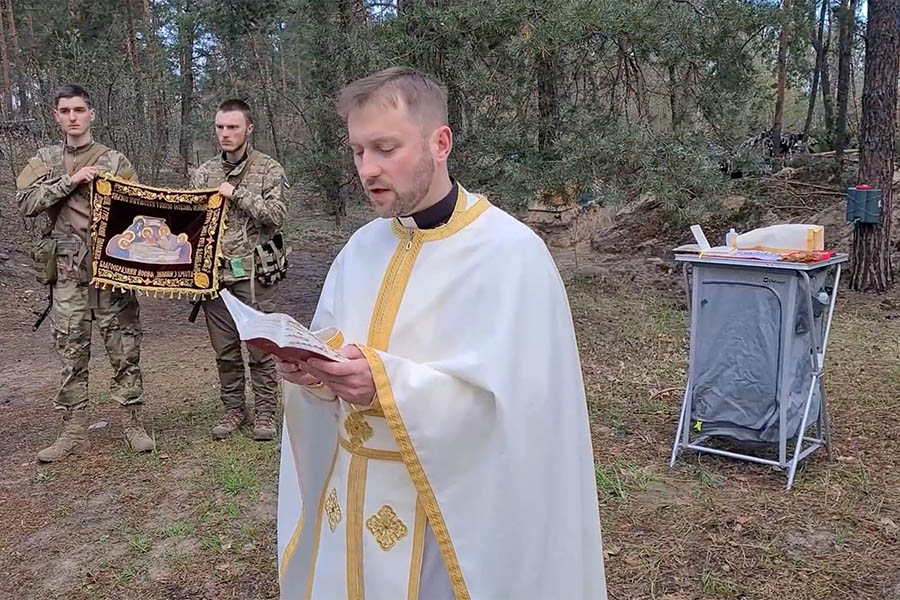 The spiritual and the human: Chaplains help Ukrainian soldiers with ...
