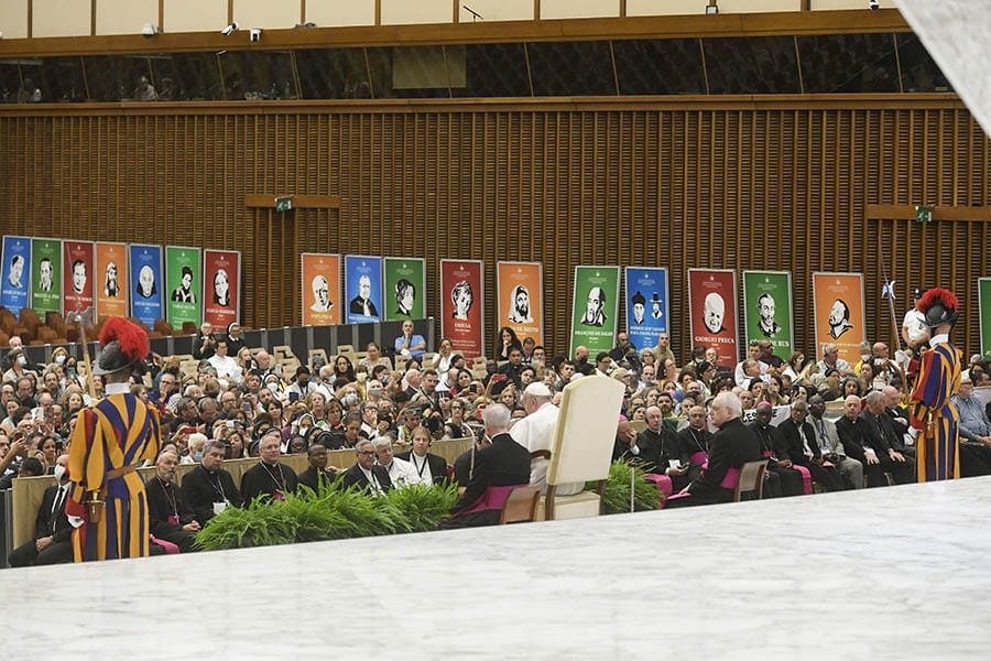 Love for Christ leads to sharing faith in word and deed, pope says ...