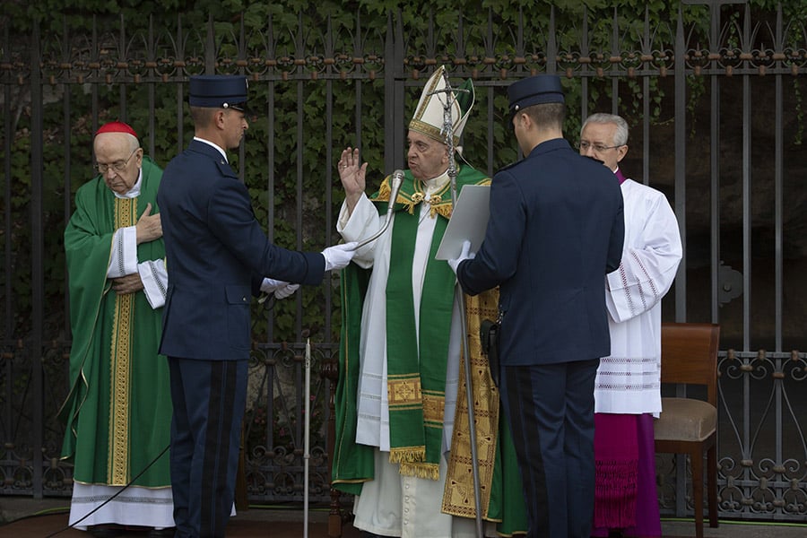 Pope tells Vatican security to stay strong in mission of service, faith ...