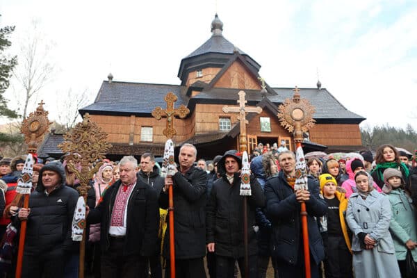 2020 U.S. Christmas stamp shows Peruvian painting of Our Lady of ...