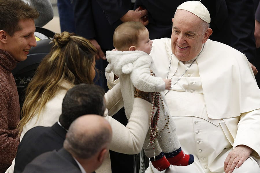 Pope prays God will strengthen commitment to defending all human life ...