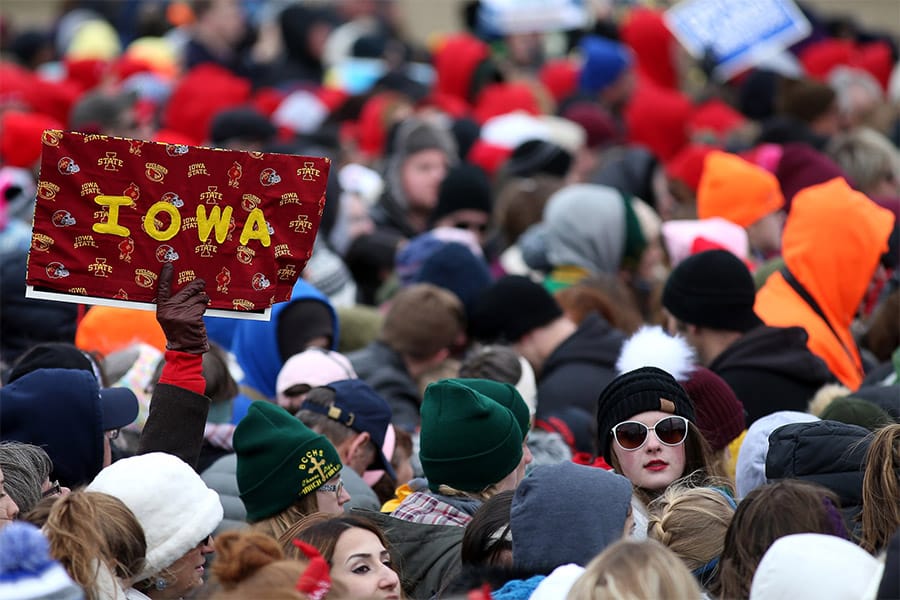 Iowa judge blocks new 'heartbeat' law prohibiting abortion after six weeks - Catholic Review