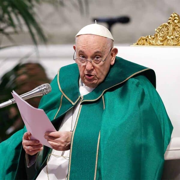 Pope to young people: To tackle life's ups and downs, look to the ...