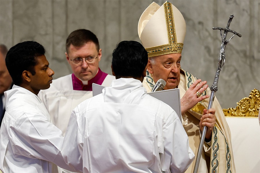 Pope: Diversity in the church must be embraced, not feared - Catholic ...