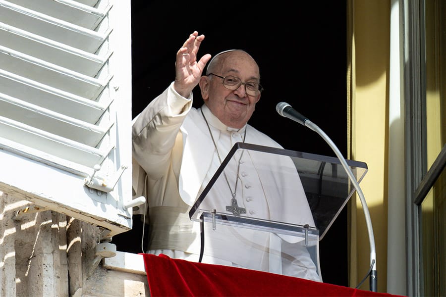 Memory book: Pope reviews his life and shares dreams for future ...