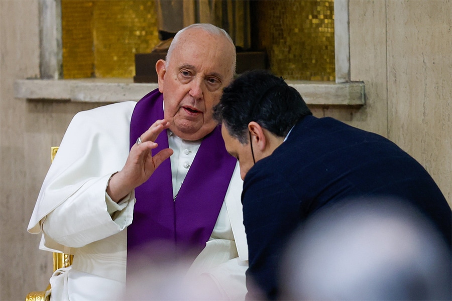 Pope tells priests: 'Don't ask too much' during confession, forgive ...