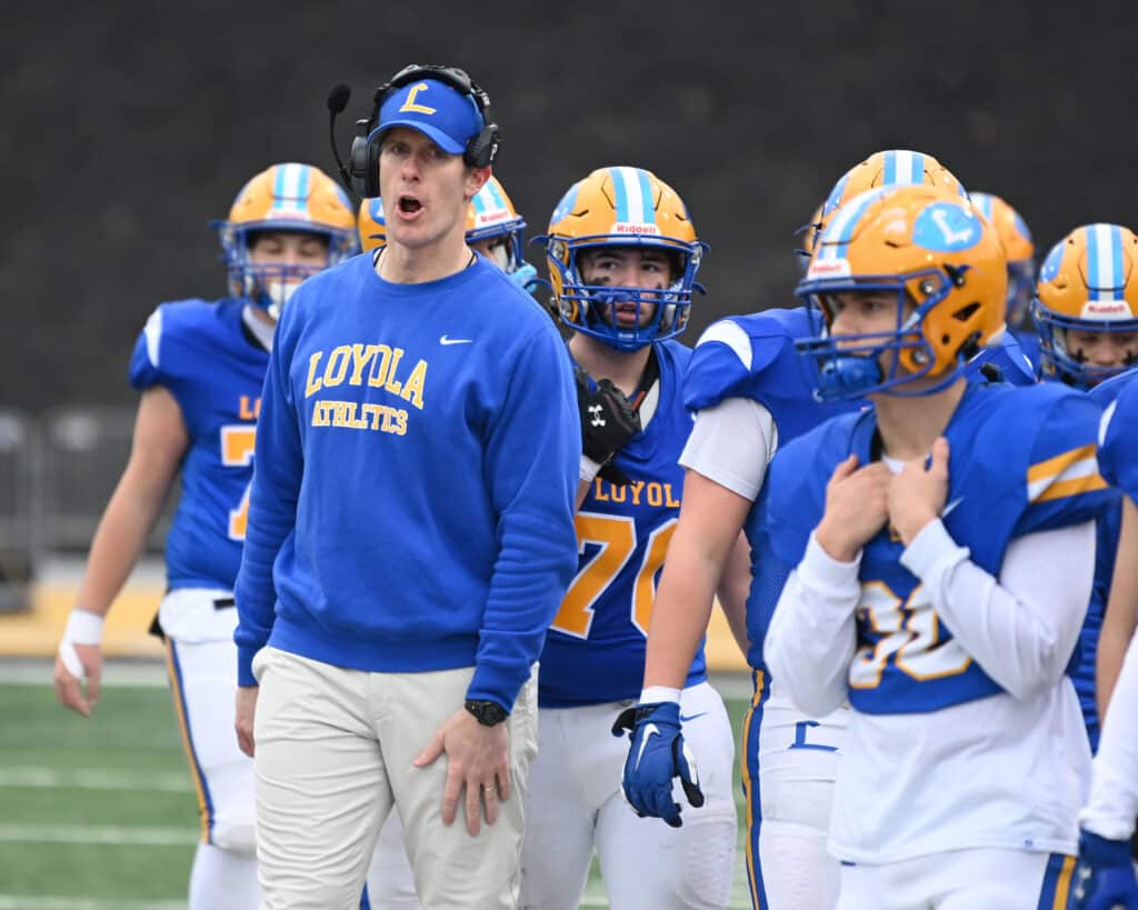 Senior QB guides Loyola Blakefield past Calvert Hall in the 104th ...