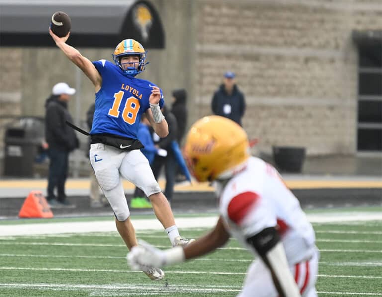 Senior QB guides Loyola Blakefield past Calvert Hall in the 104th ...