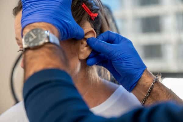 Hopkins medical sculptor transforms lives, restores hope with facial ...