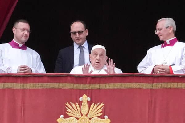 With pastor's touch, Pope Francis preached mercy, embraced 'peripheries ...