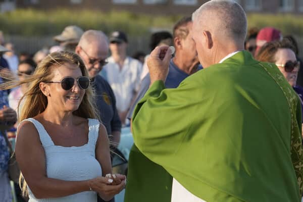 Will Sister Ita Ford be a saint?/ Refusing Communion - Catholic Review