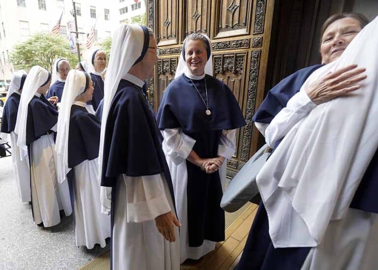Sisters of Life 'are the very mirror of God,' cardinal says as 3 take ...