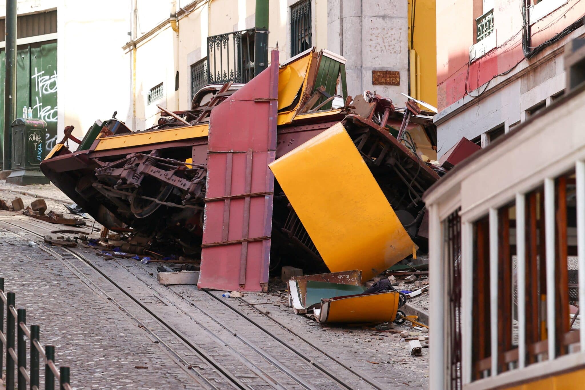 Pope saddened by loss of life in streetcar derailment in Portugal that ...