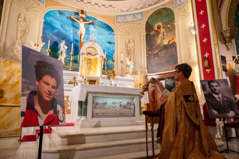 Two new saints celebrated by Baltimore Catholics - Catholic Review