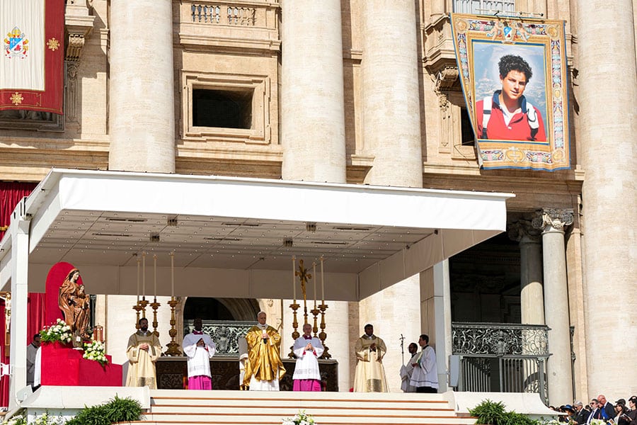 New young saints encourage faithful to live life to the full, pope says ...