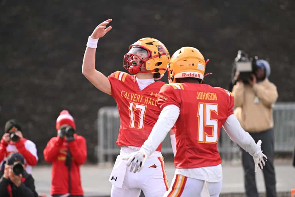 Calvert Hall holds off Loyola Blakefield to claim a 28-24 victory in ...