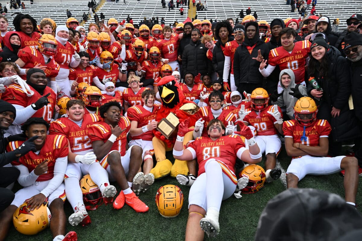 Calvert Hall holds off Loyola Blakefield to claim a 28-24 victory in ...